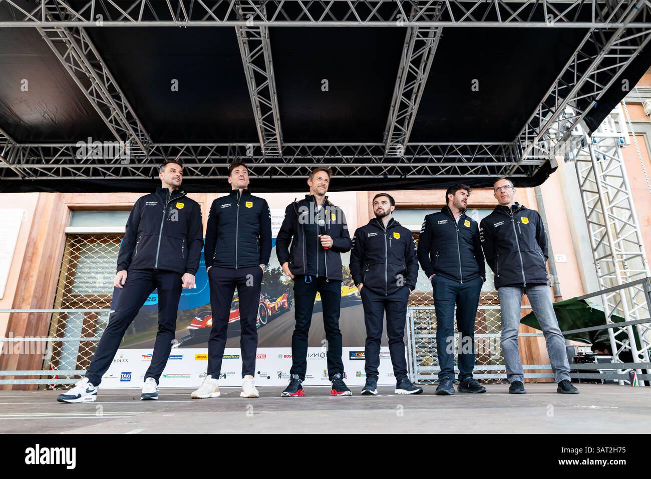 BAMBER Earl (nzl), Cadillac Hertz Team Jota, Cadillac V-Series.R #38 ...