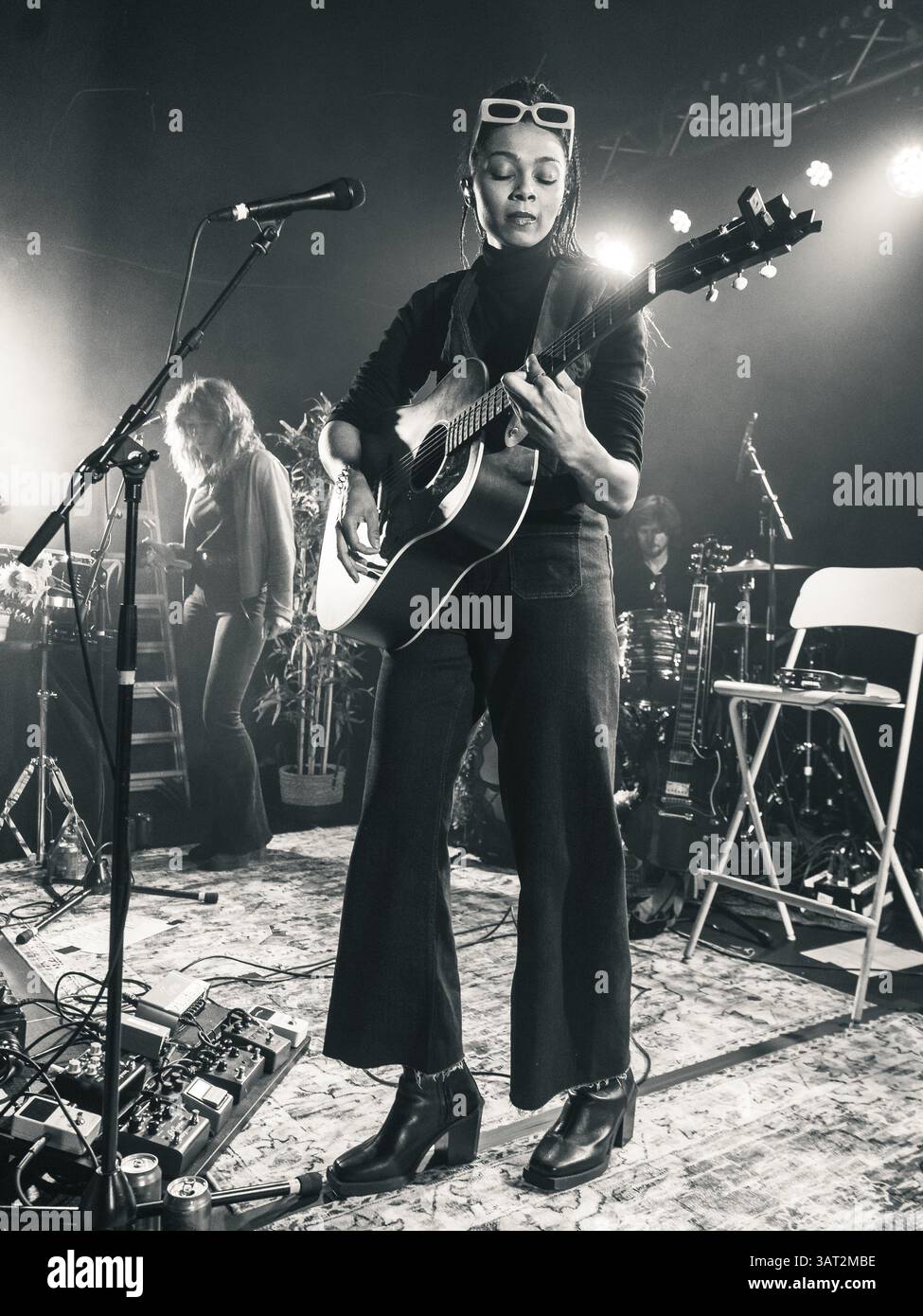 Sheffield, Yorkshire, UK. 17th Apr 2025. Singer and songwriter Brooke ...