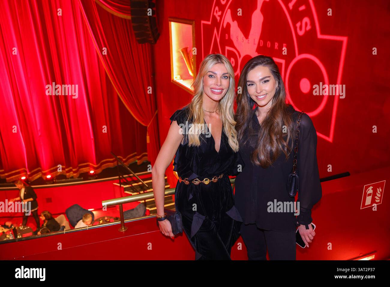 Apollo SUMMER IN THE CITY Premiere - Model Annika Gassner mit Lili Paul ...
