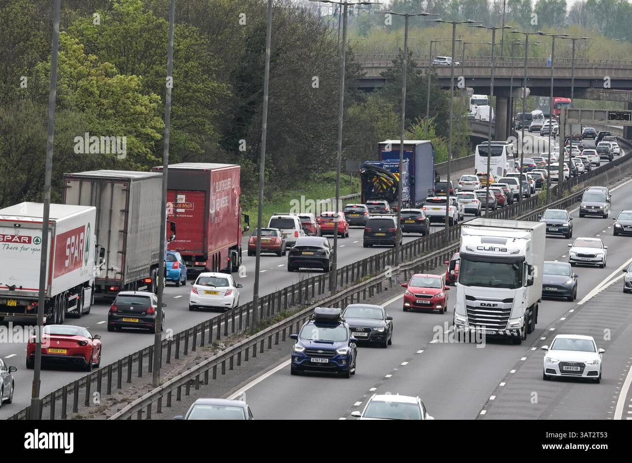 Great Barr, Birmingham, April 18th 2025. Good Friday traffic is ...