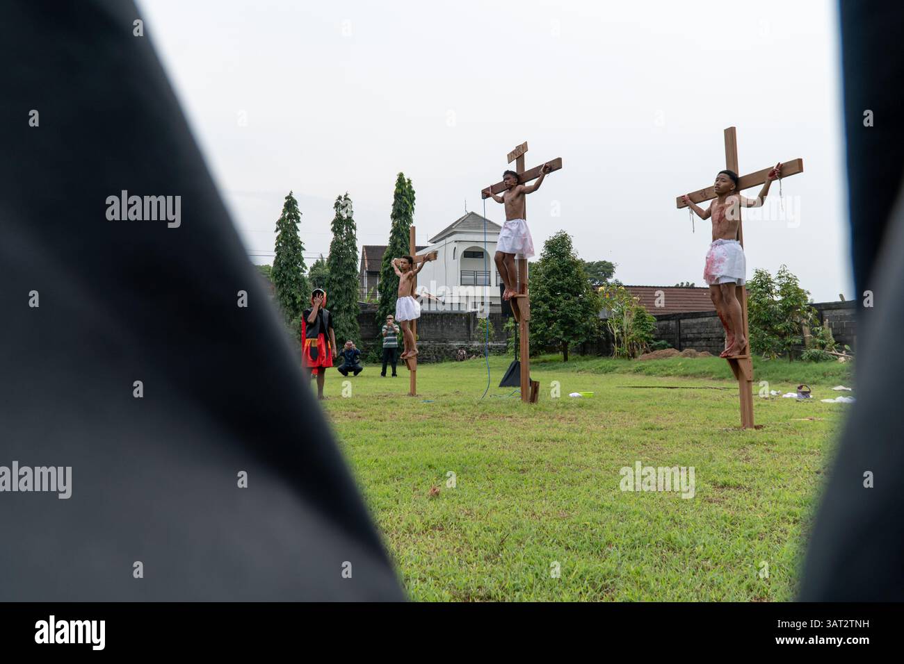 Badung, Indonesia. 18th Apr, 2025. Scenes depicting the crucifixion of ...