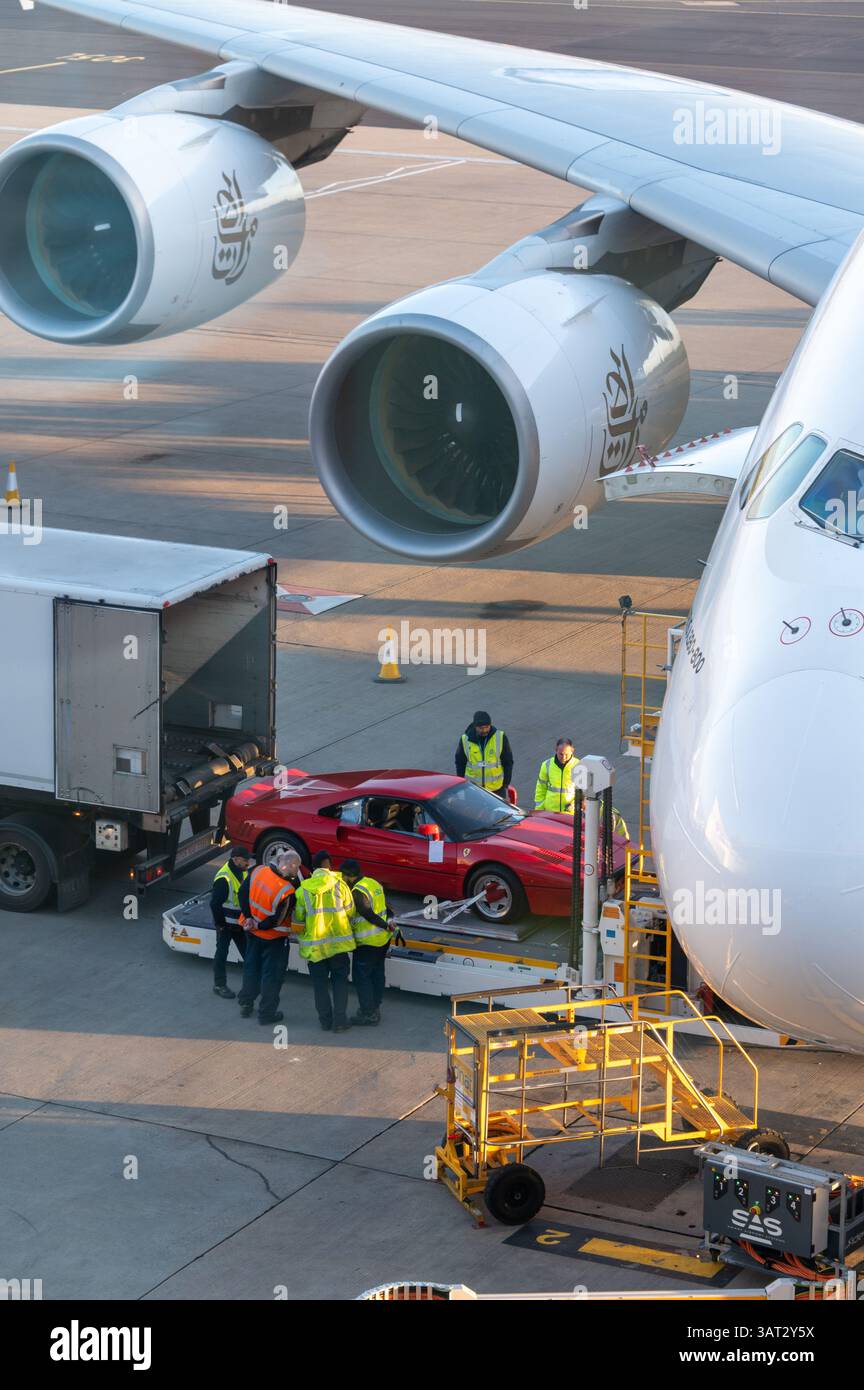 Car loading on cargo hi-res stock photography and images - Alamy