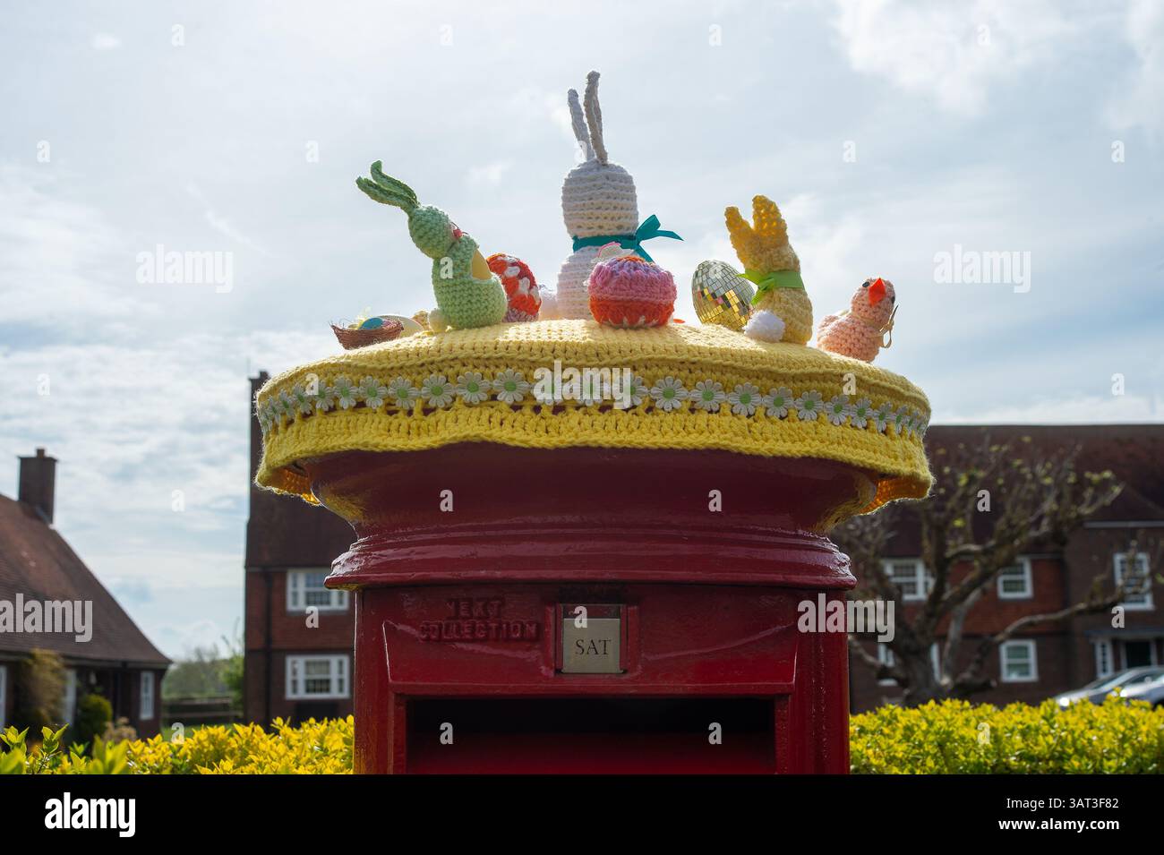 Windsor, UK. 18th April, 2025. A cheerful knitted and crochet Easter ...