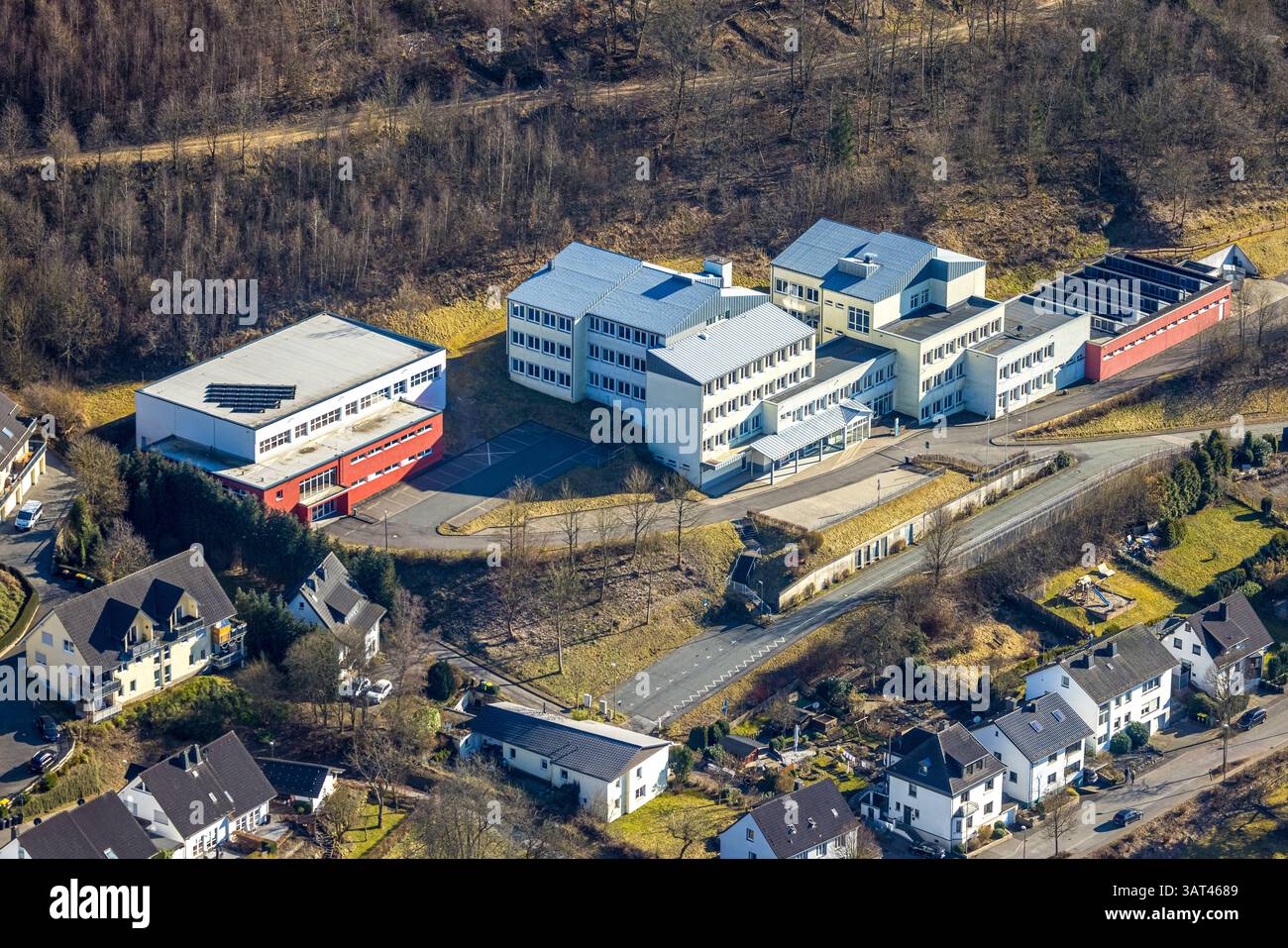 Luftbild, Berufskolleg des Kreises Olpe Bildungseinrichtung ...