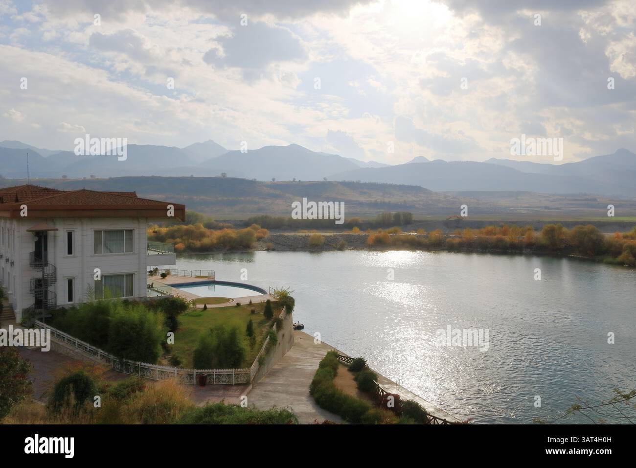 a tourist resort at the Great Zab River in Rubar, Kurdistan, Iraq Stock ...