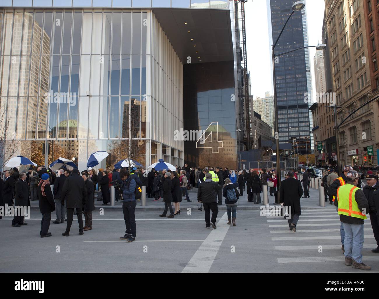 978 feet tall hi-res stock photography and images - Alamy