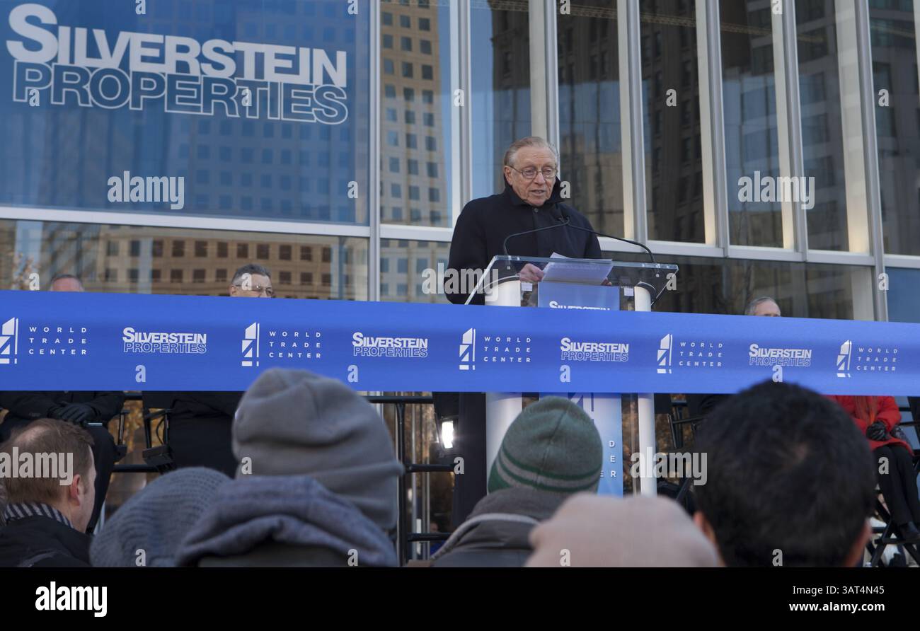 978 feet tall hi-res stock photography and images - Alamy