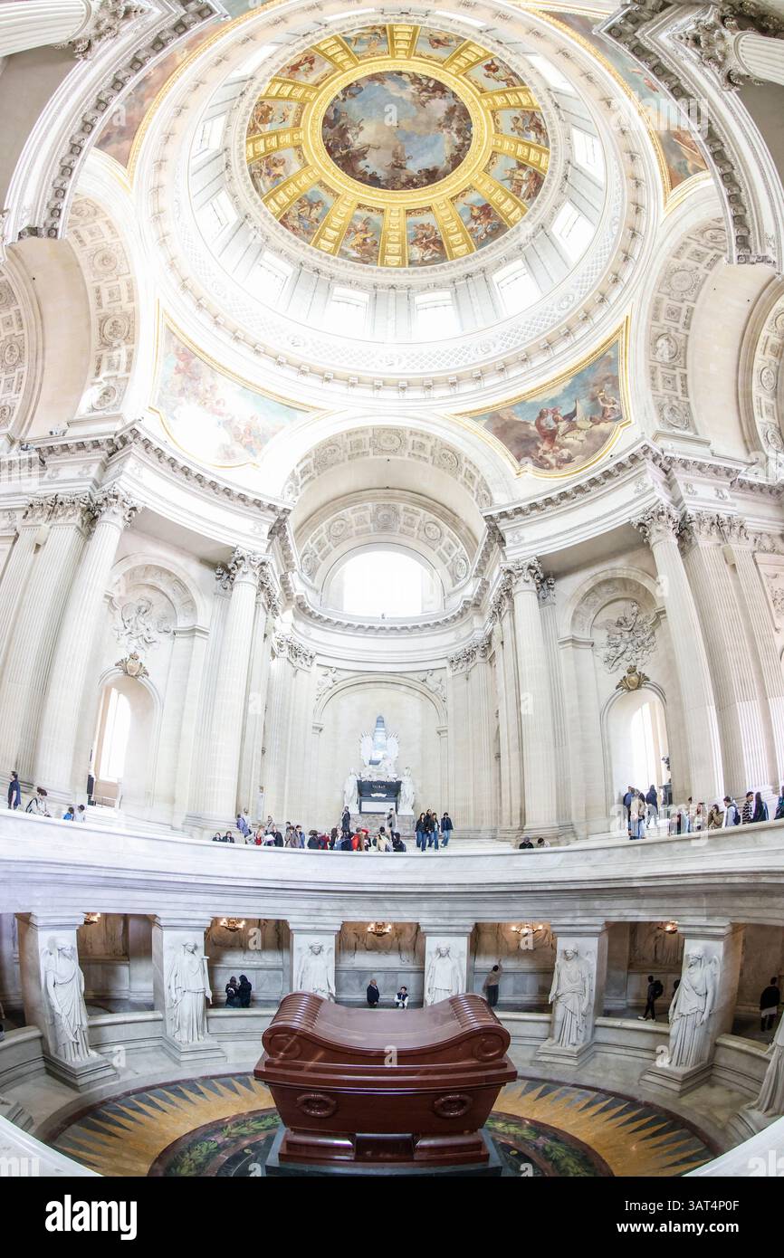 HOTEL DES INVALIDES PARIS Stock Photo - Alamy