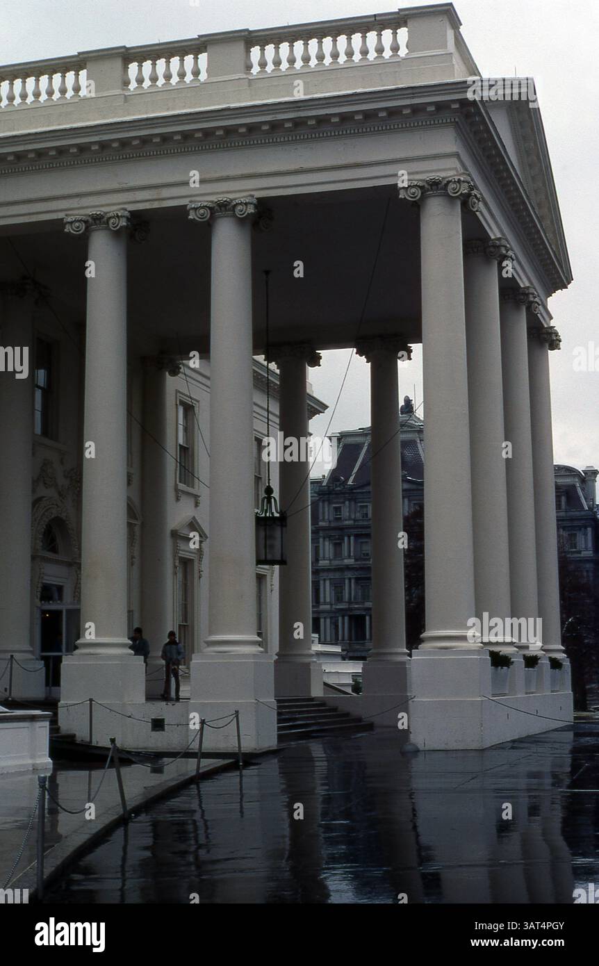 The White House, Washington DC, USA - the north portico on a rainy day ...