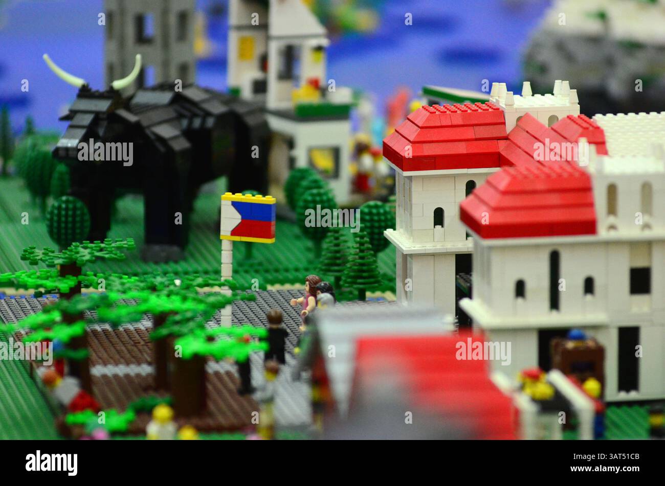 Jun 11, 2013 - Davao, Philippines - Philippine map and landmarks made ...