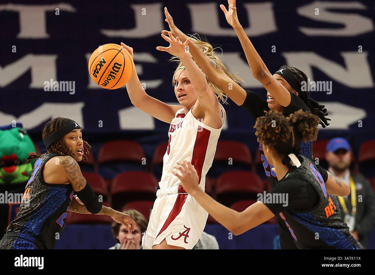 GREENVILLE, SC - MARCH 06: Alabama Crimson Tide guard Sarah Ashlee ...