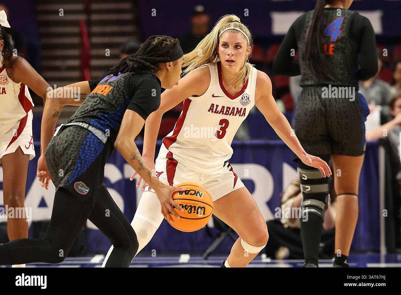 GREENVILLE, SC - MARCH 06: Alabama Crimson Tide guard Sarah Ashlee ...