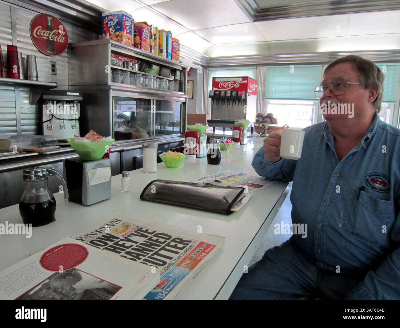 Mustache bill’s hi-res stock photography and images - Alamy