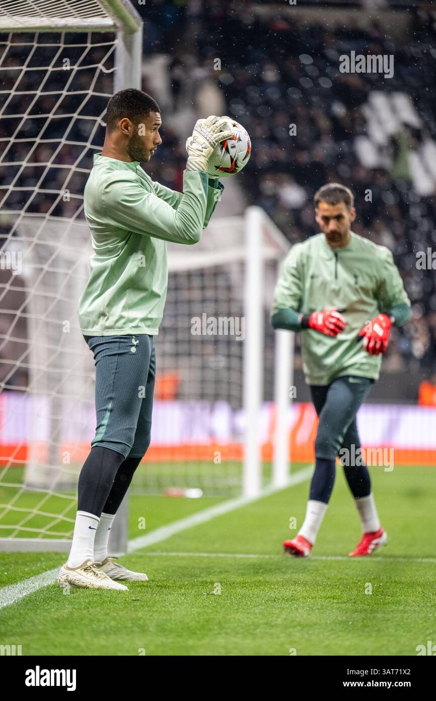 Frankfurt, Germany. 17th Apr, 2025. Goalkeeper Brandon Austin of ...