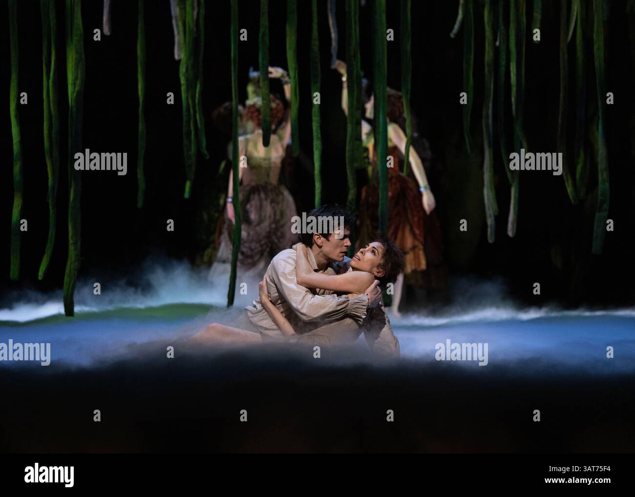 The Royal Ballet, Manon 2024 Stock Photo - Alamy