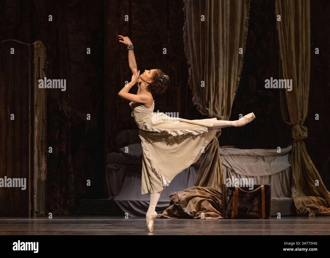 The Royal Ballet, Manon 2024 Stock Photo - Alamy