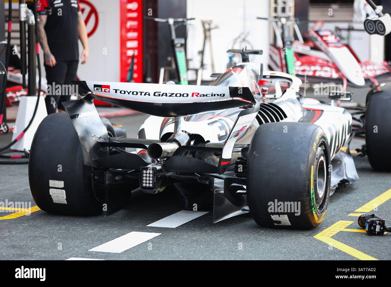 Haas F1 Team VF-25, Mechanical detail, rear wing aileron diffuser, rear ...