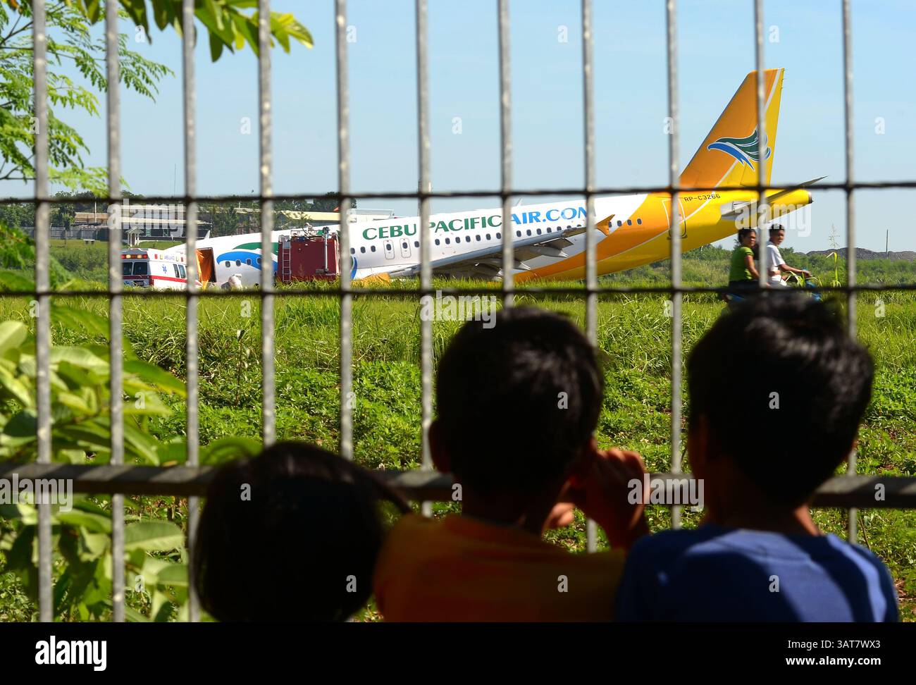 General santos international airport hi-res stock photography and ...