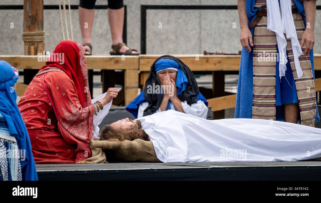 London, UK. 18 April 2025. The crucifixion. Secondary school teacher ...
