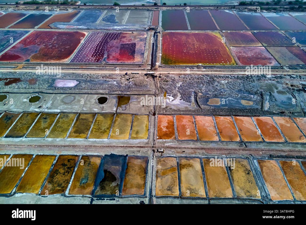 India, Rajasthan, Sambhar Lake, salt mining basins Stock Photo - Alamy
