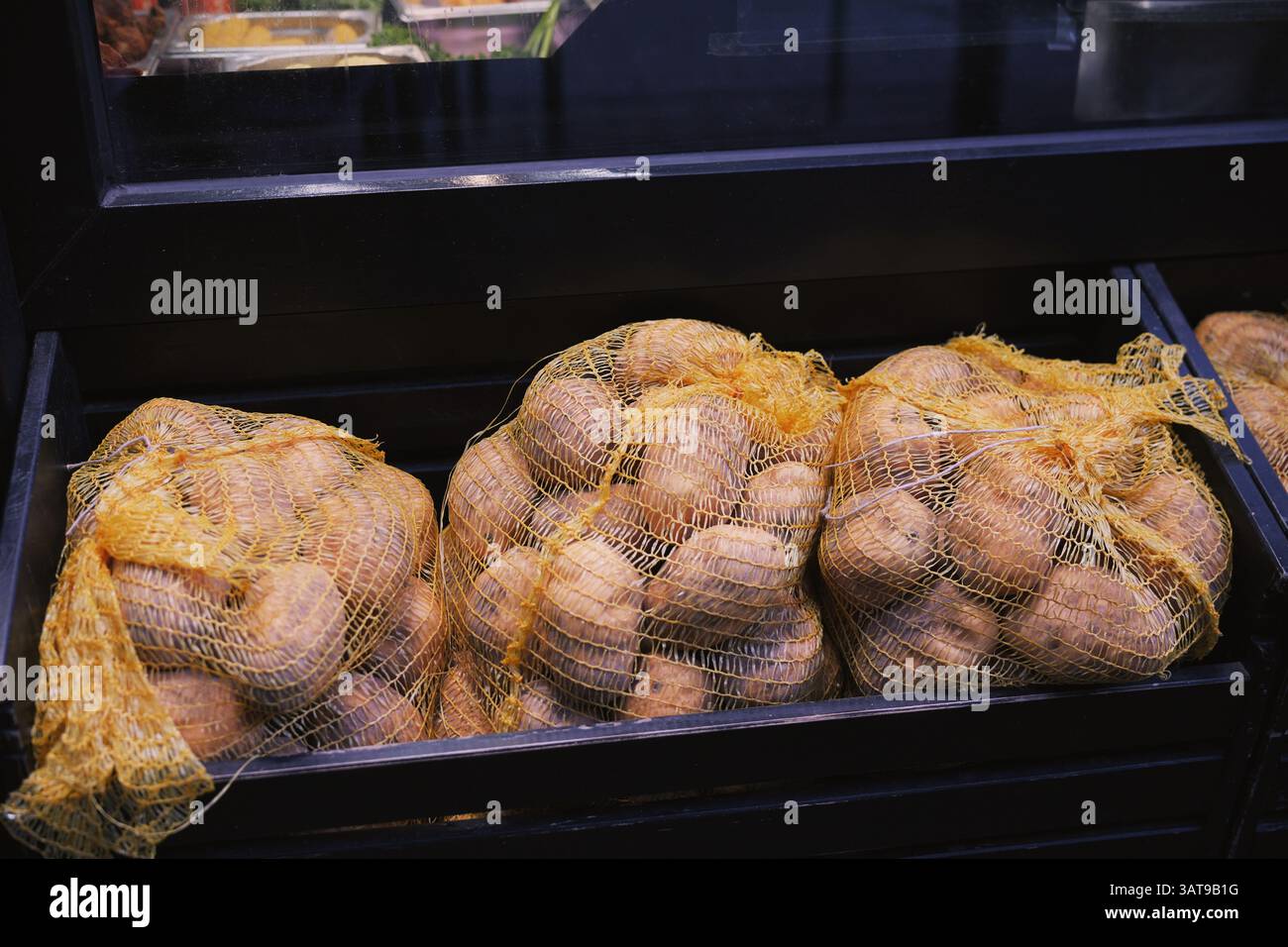 Meshbags hi-res stock photography and images - Alamy