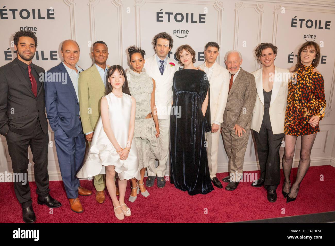 David Alvarez, David Haig, Yanic Truesdale, LaMay Zhang, Tais Vinolo ...
