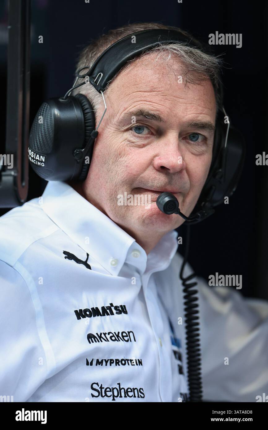 JEDDAH, SAUDI ARABIA - APRIL 18: David Redding, Williams Team Manager ...