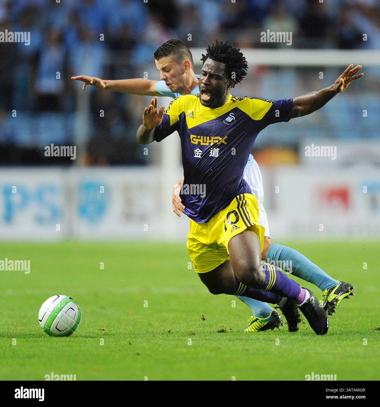 Swansea stadion hi-res stock photography and images - Alamy
