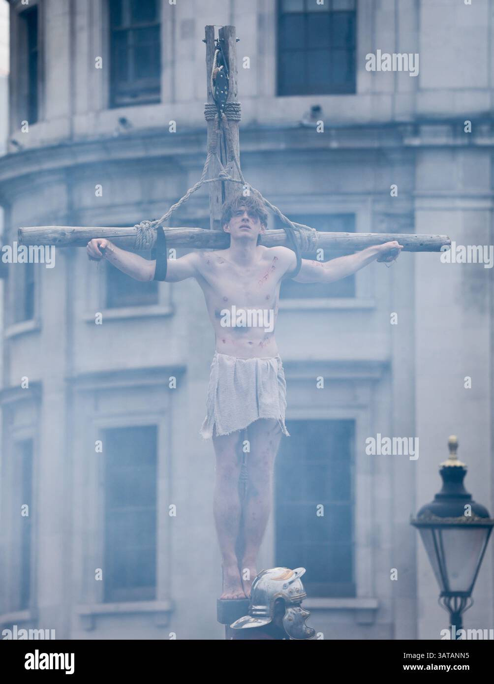 LONDON, ENGLAND - APRIL 18 2025: Peter Bergin as 'Jesus' performs at ...