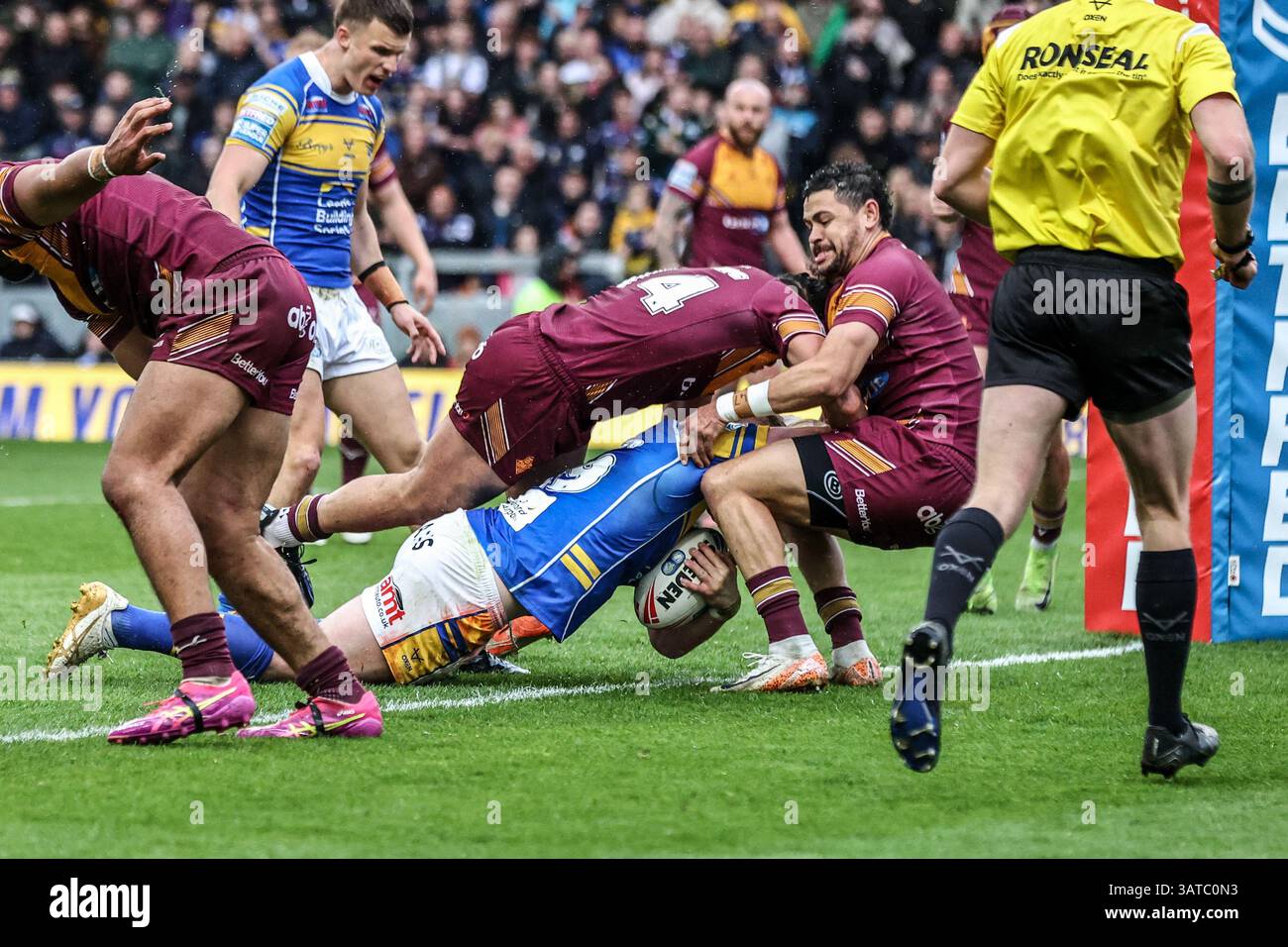 Leeds, UK. 18th Apr, 2025. Tom Holroyd of Leeds Rhinos goes over for a ...