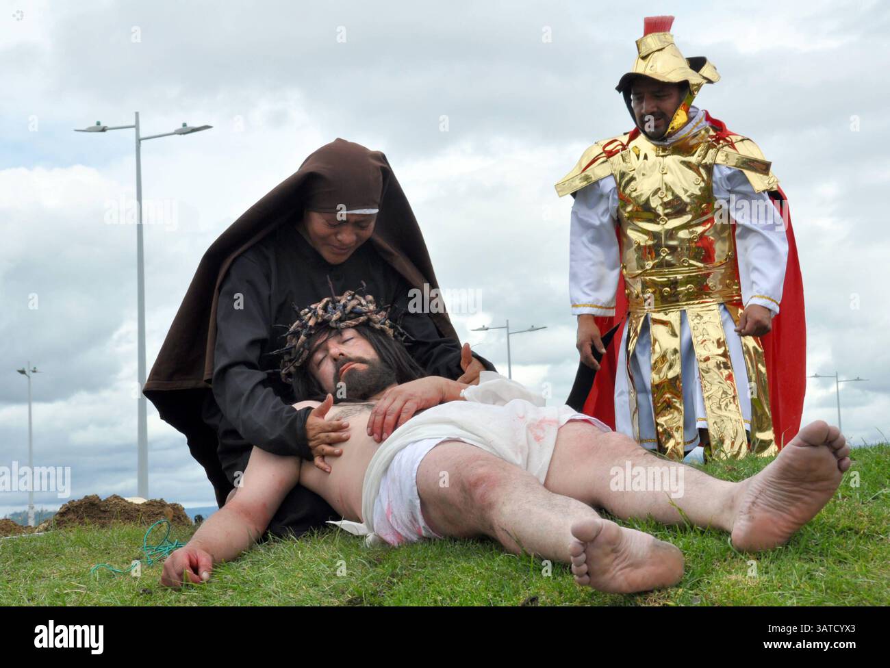 CUENCA VIACRUSIS SEMANA SANTA Cuenca,Ecuador April 18, 2025 Holy Week ...