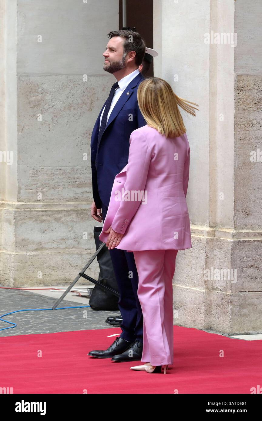 JD Vance und Giorgia Meloni beim Empfang des US-Vizepräsidenten im ...