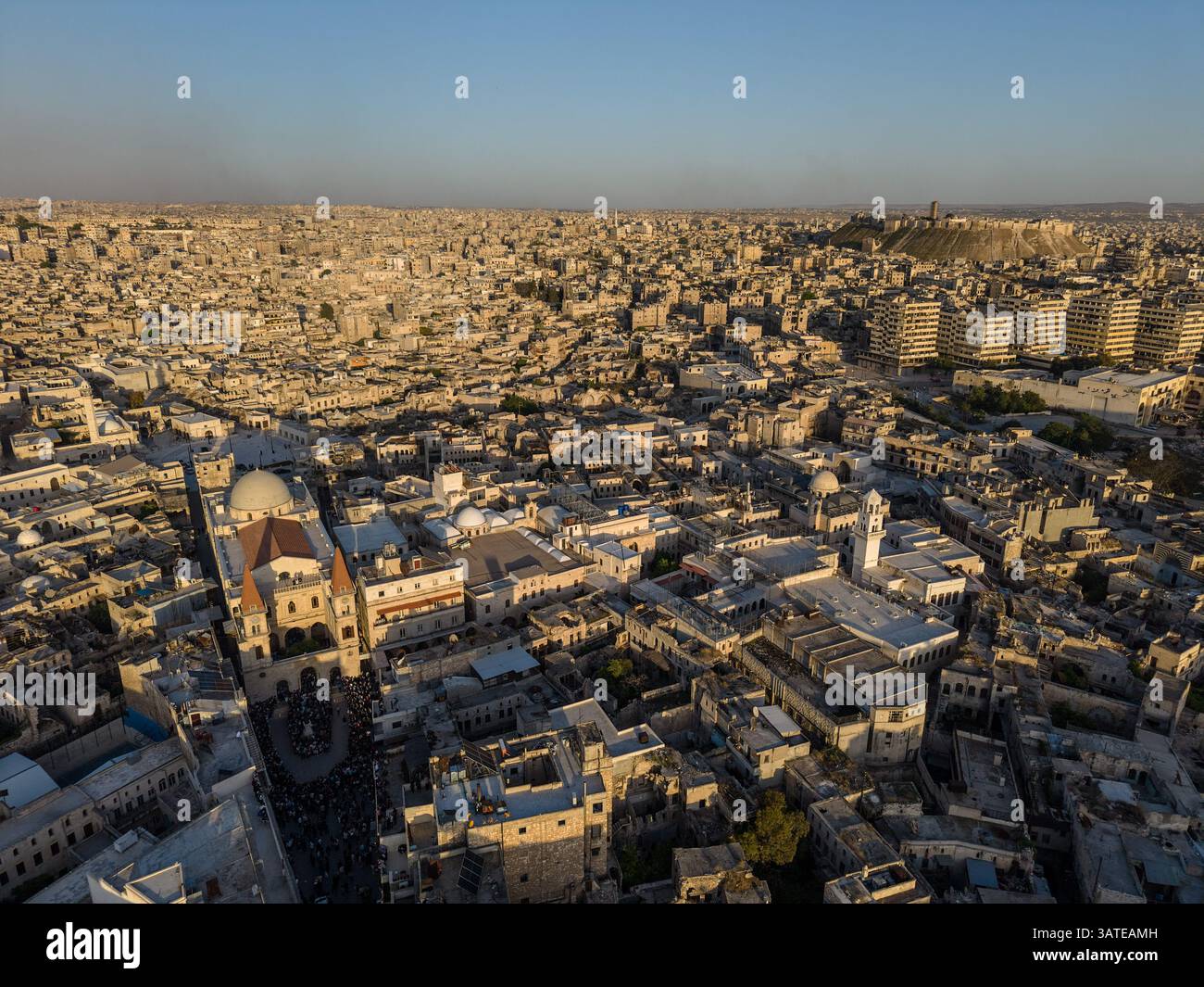 Aleppo, Syria. 18th Apr, 2025. Syrian Christians celebrate Good Friday ...