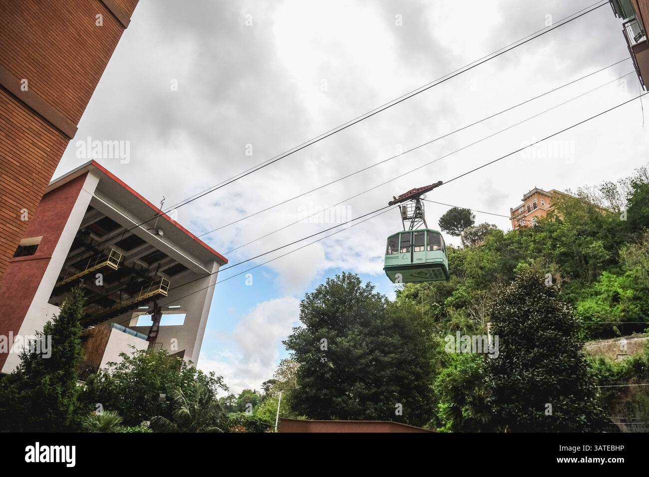 Monte Faito Cable Car Crash Day After Faito Cable Car Collapse ...