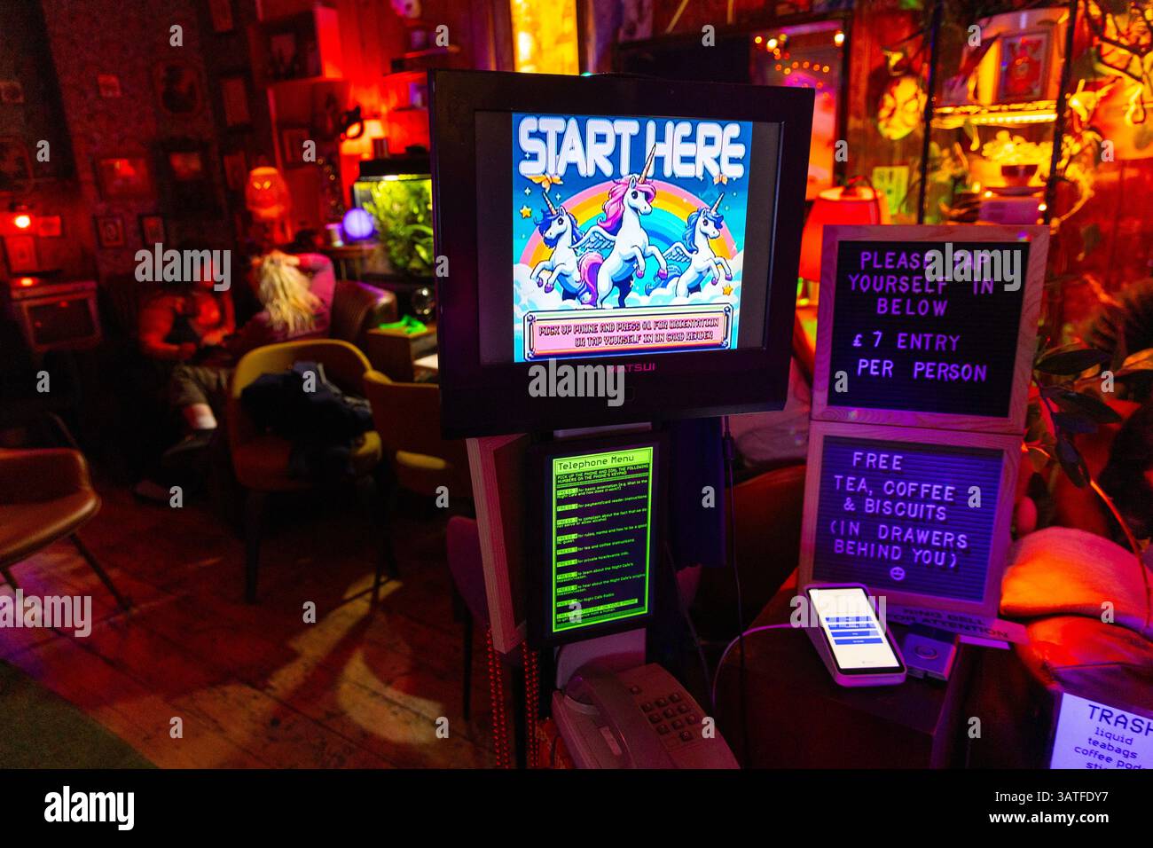 Interior of retrofuturistic Japanese cyberpunk London Night Cafe ...