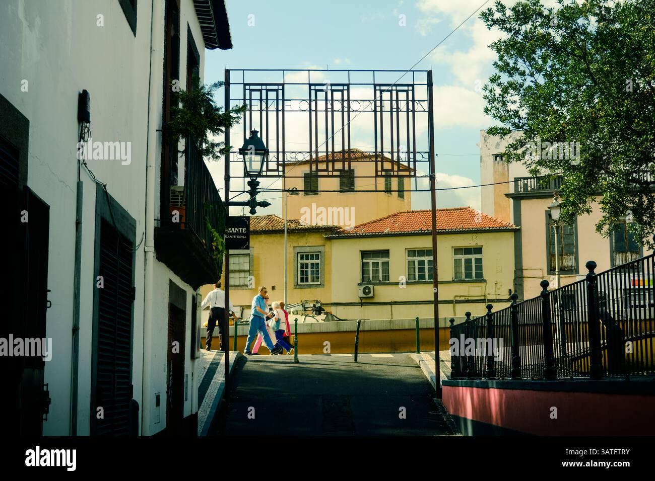 Analog shot moving people hi-res stock photography and images - Alamy