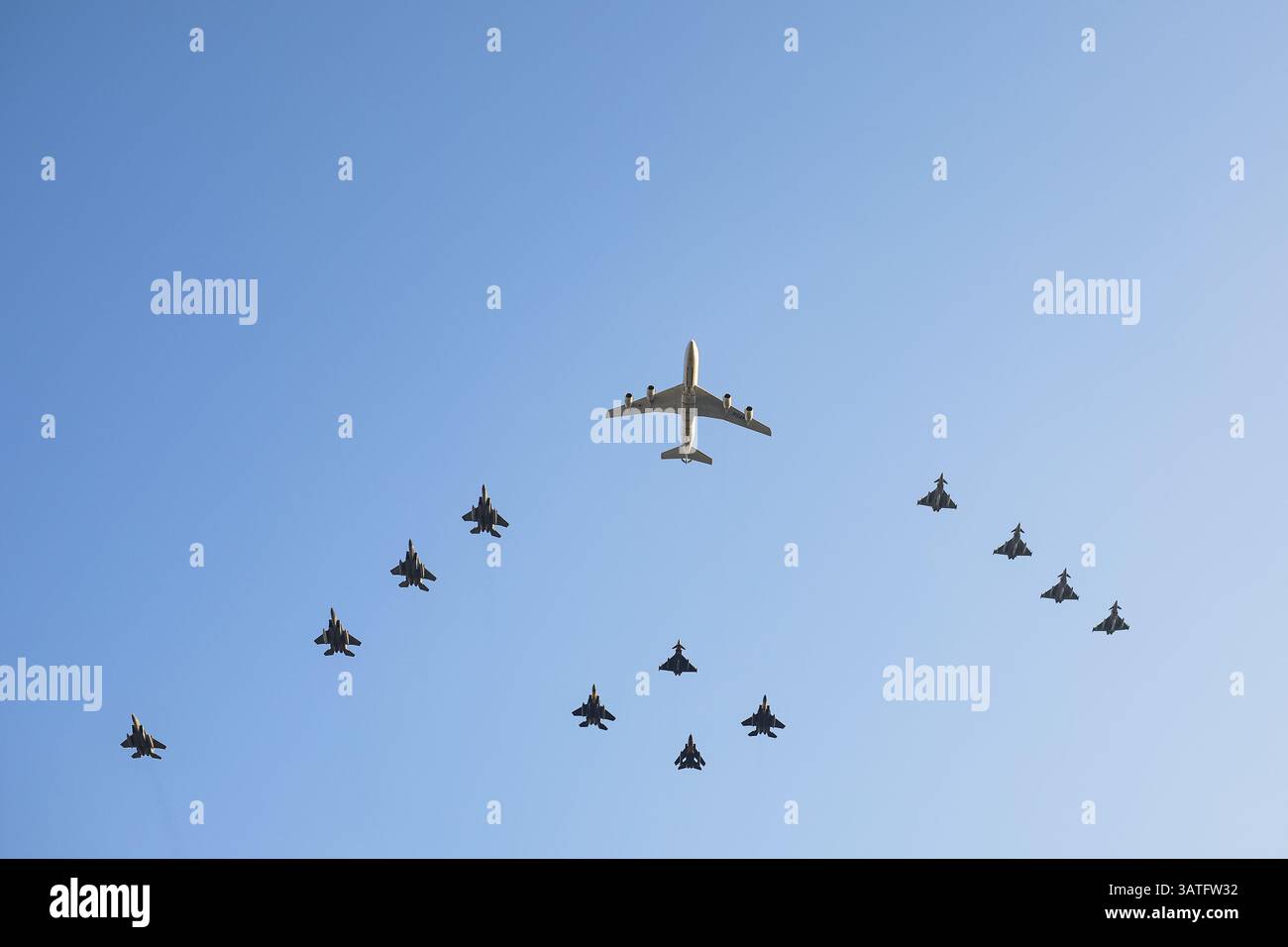 Fighter planes of the Royal Saudi Air Force during the Formula 1 STC ...