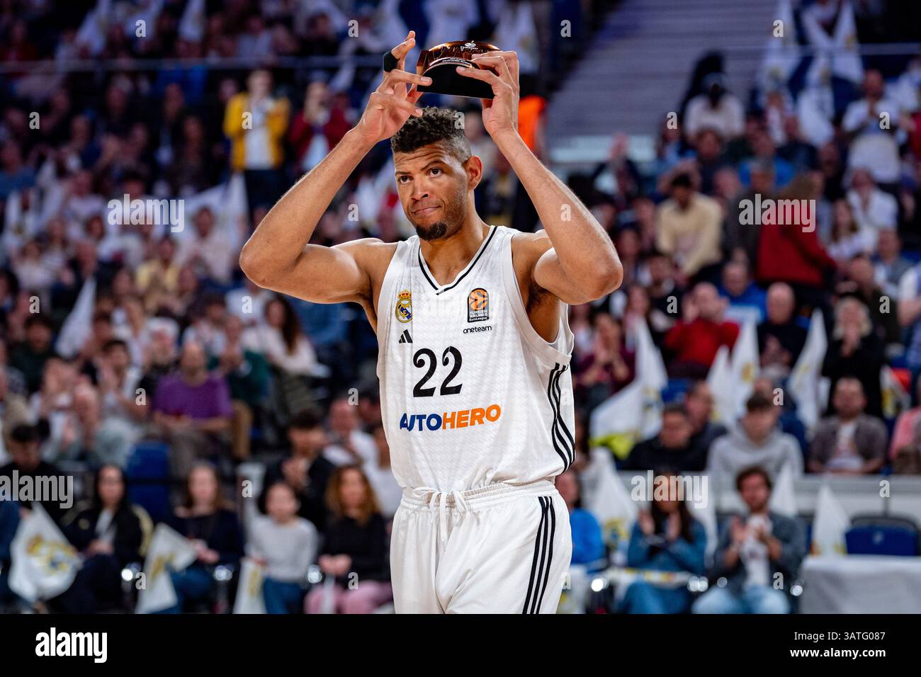 Madrid, Madrid, Spain. 18th Apr, 2025. Edy Tavares of Real Madrid is ...