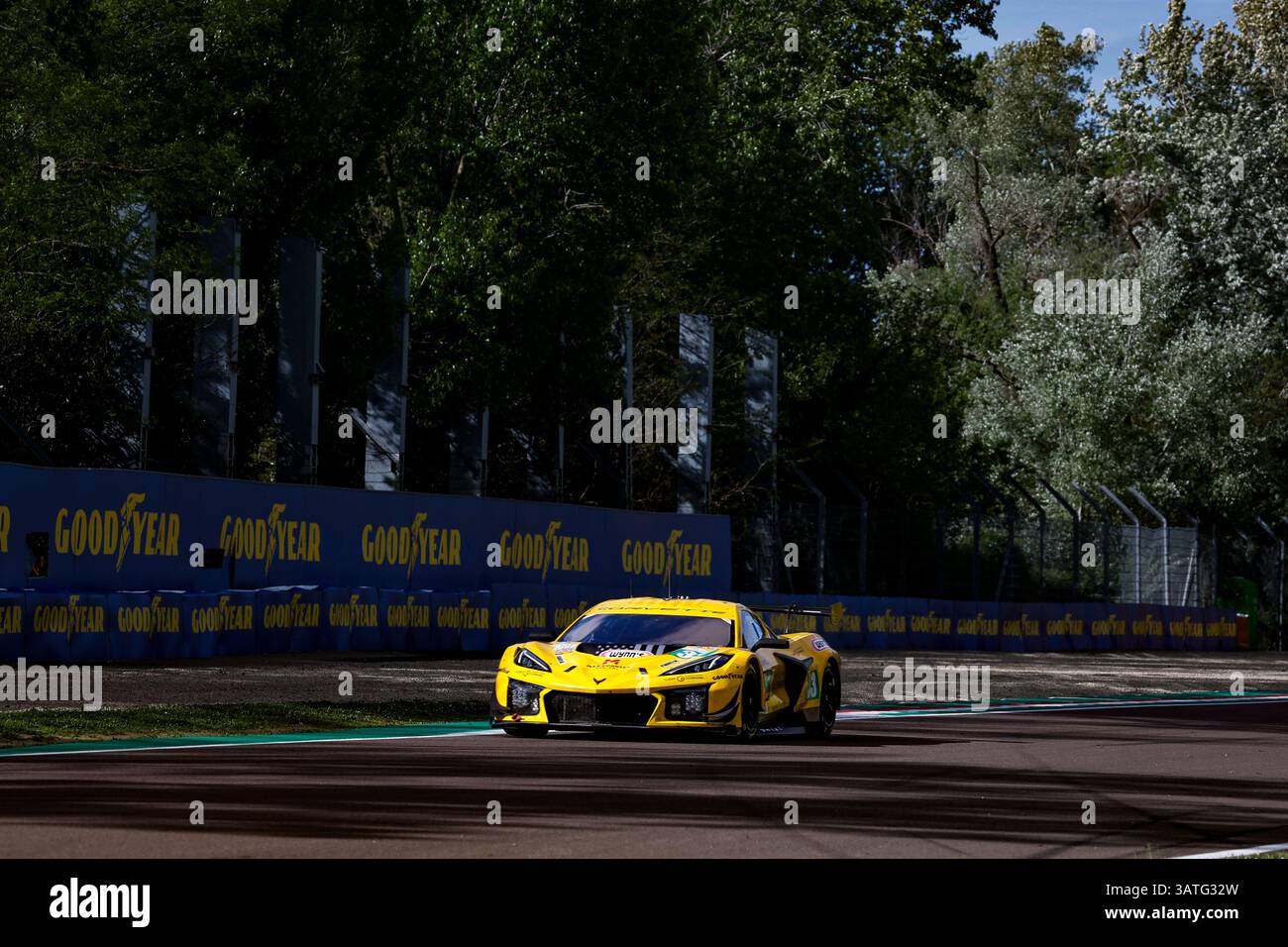 Imola, Italie. 18th Apr, 2025. 33 EDGAR Jonny (gbr), JUNCADELLA Dani ...