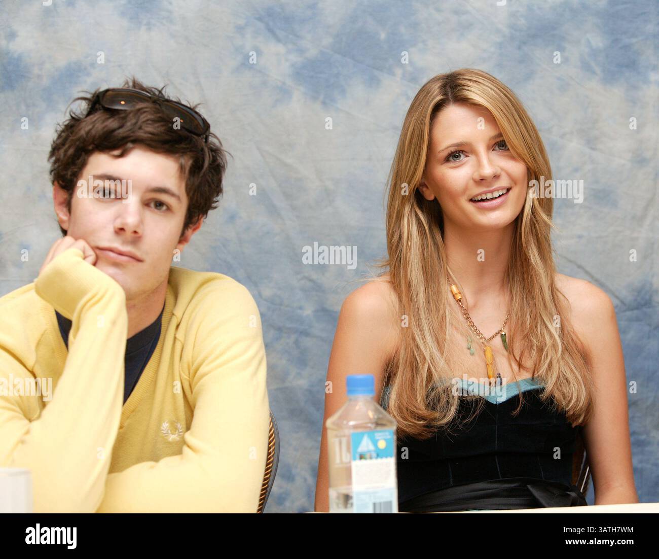 September 28, 2005 - U.S. - Adam Brody and Mischa Barton promoting in ...