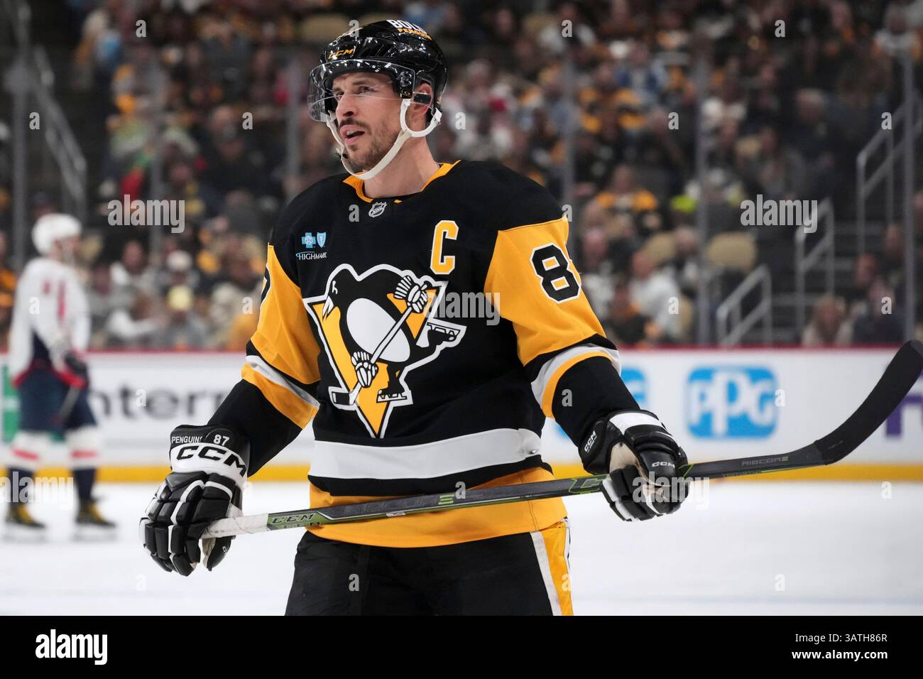 Pittsburgh Penguins' Sidney Crosby prepares to take a face-off during the second period of an ...