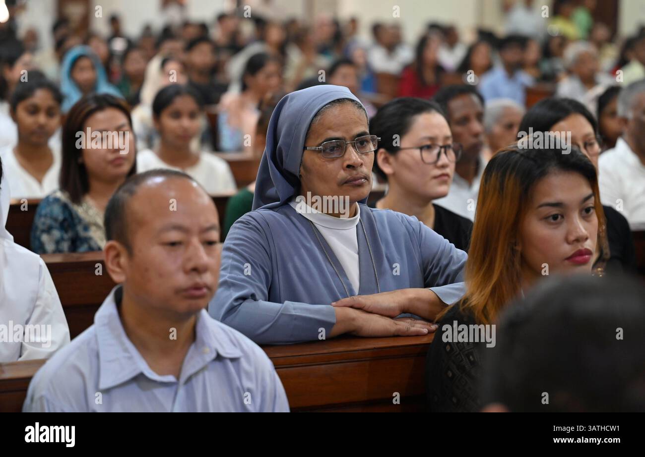 NEW DELHI, INDIA - APRIL 18: Christians offer prayer in Cathedral ...