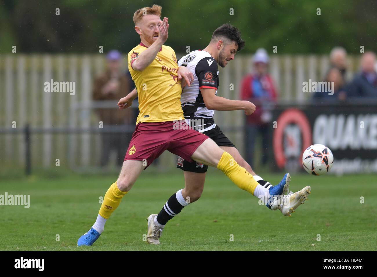 South Shields David Carson and Darlington Matty Cornish during the ...