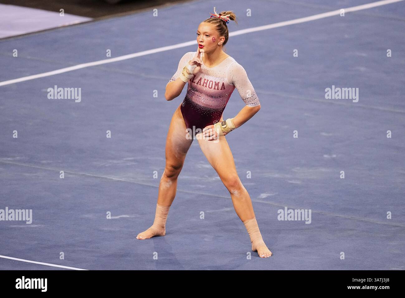 Oklahoma's Elle Mueller competes on the floor exercise during the NCAA ...