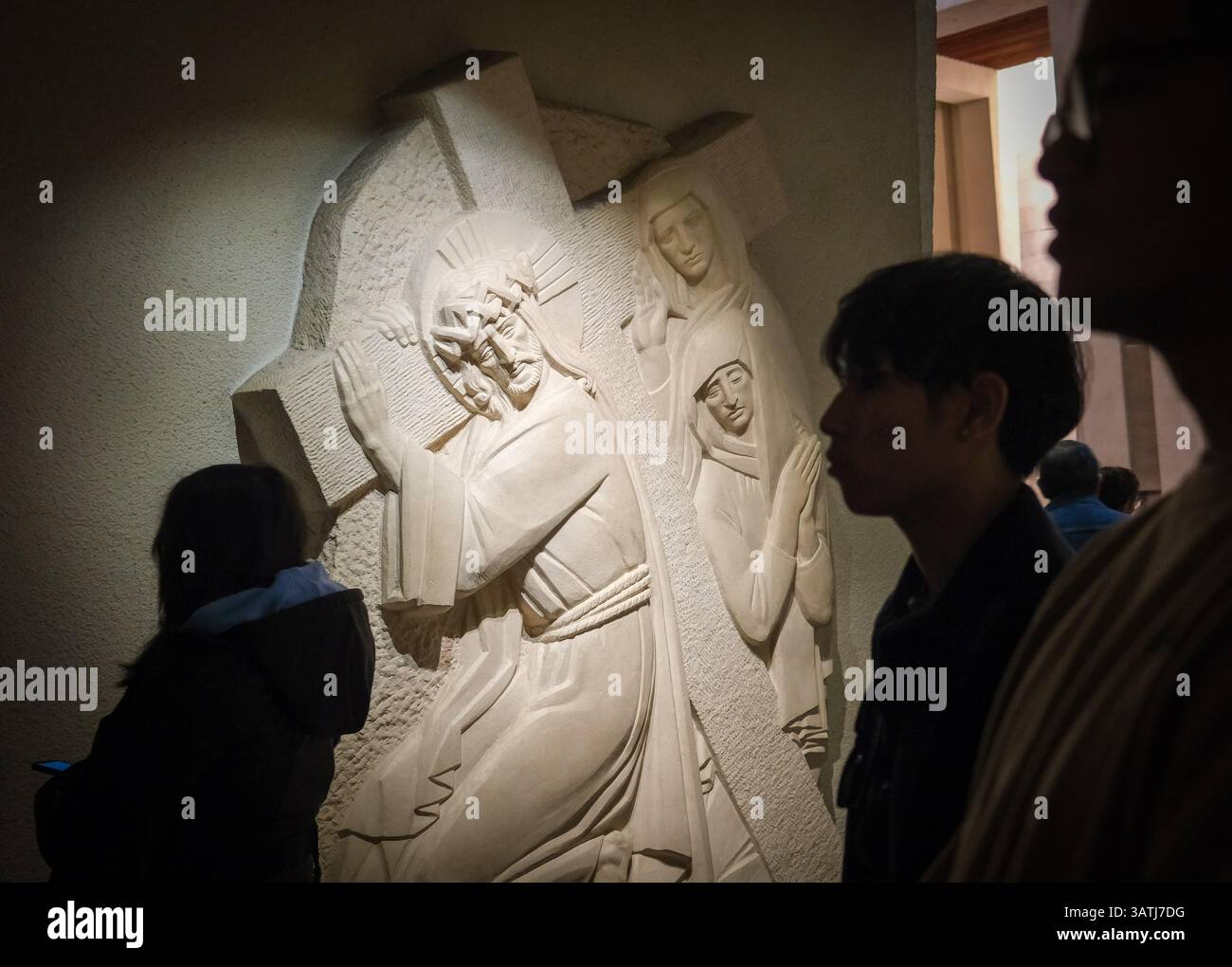 Montreal, Quebec, Canada. 18th Apr, 2025. Good Friday is a solemn ...