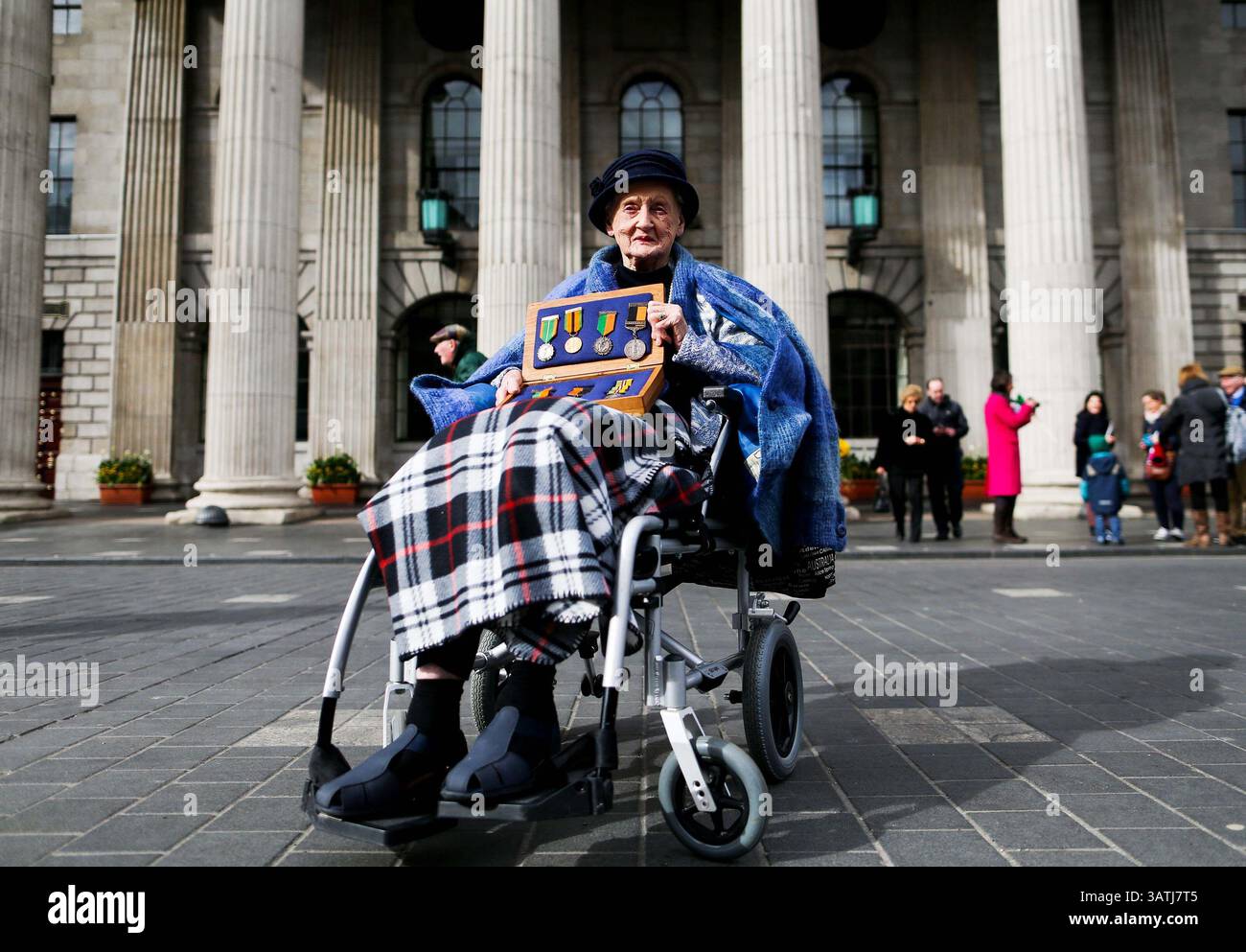 Sheila oleary hi-res stock photography and images - Alamy