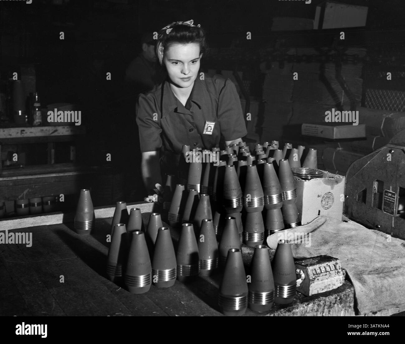 World war ii woman worker labor Black and White Stock Photos & Images ...