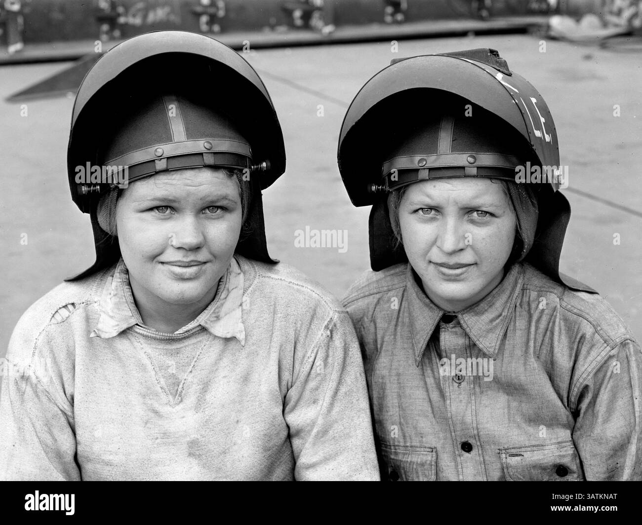 Two female welders, Bethlehem-Fairfield shipyards, Baltimore, Maryland ...
