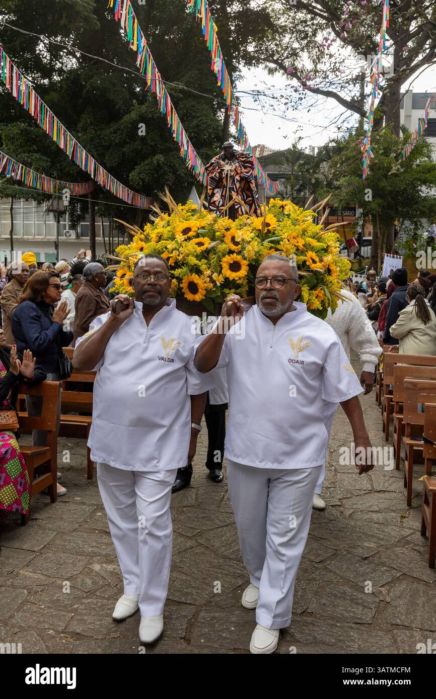 Sao Paulo, Brazil - jun18 - 2023 - Outdoor mass in front of the Church ...