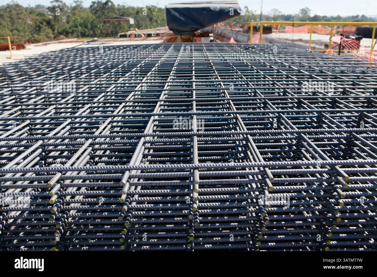 Steel bar framework in the construction site Stock Photo - Alamy